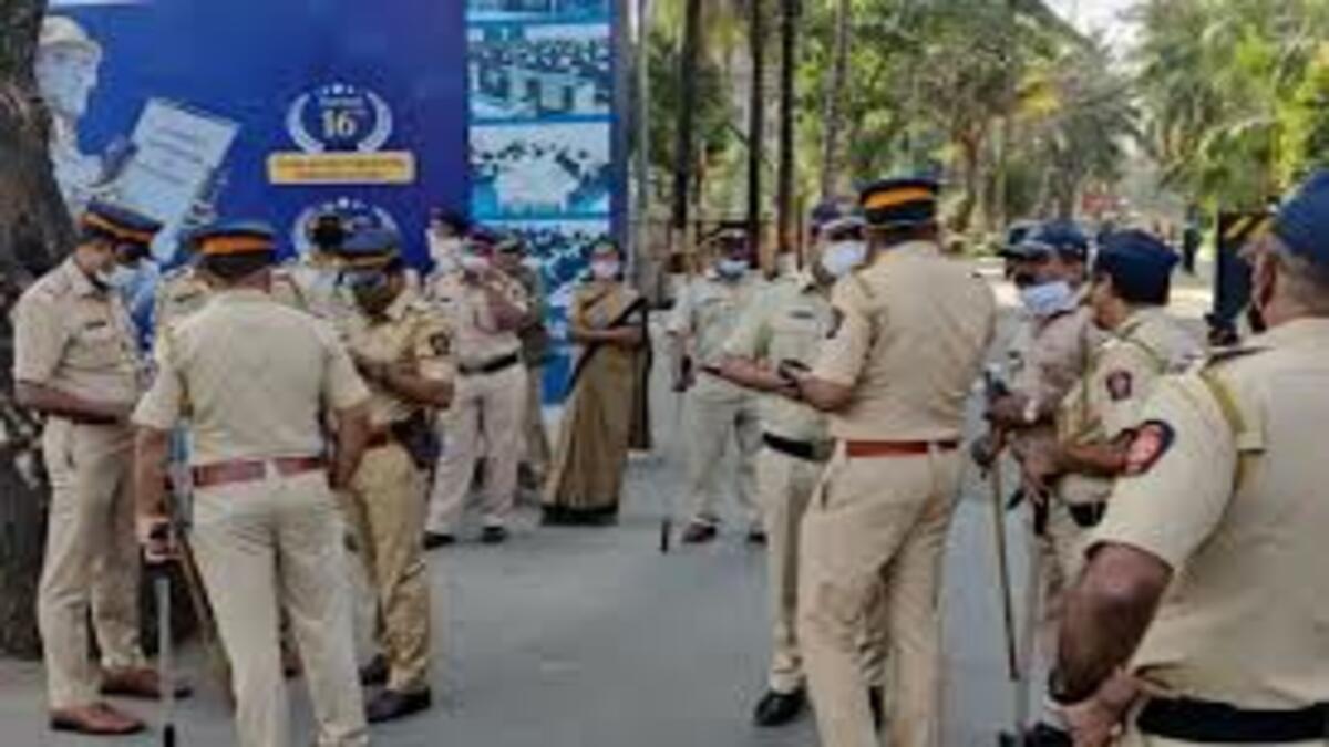 High Security Deployed After Mumbai Police Receives Bomb Threat ...